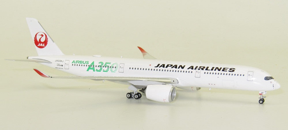 Phoenix JAL Japan Airlines Airbus A350-900 'Green' JA03XJ 1/400 - Aircraft Model Store