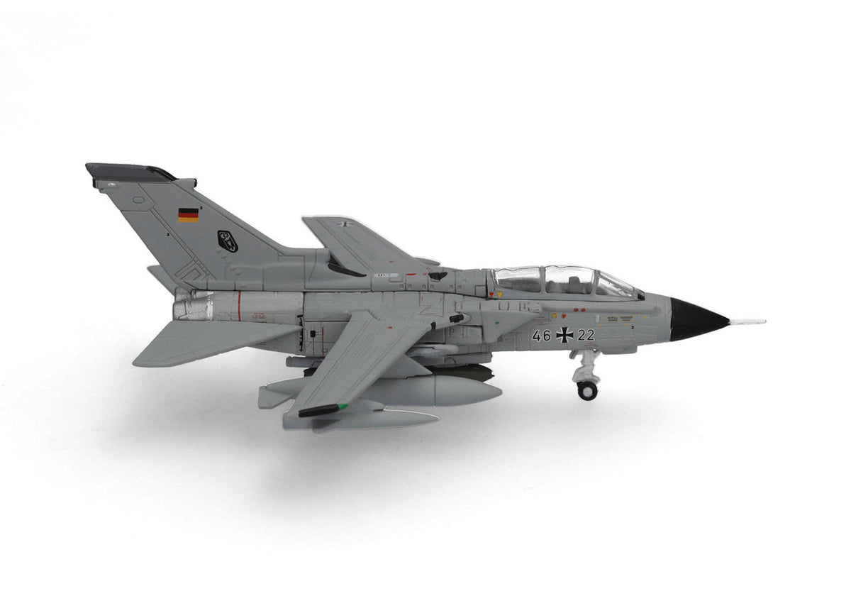 Herpa Luftwaffe Panavia Tornado IDS - TaktLwG 33, Buchel (with Taurus ...