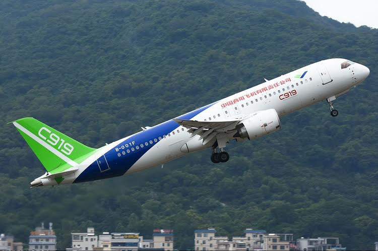 Phoenix House Color COMAC C919 B-001F 1/400 Scale PH11993 - Aircraft Model Store