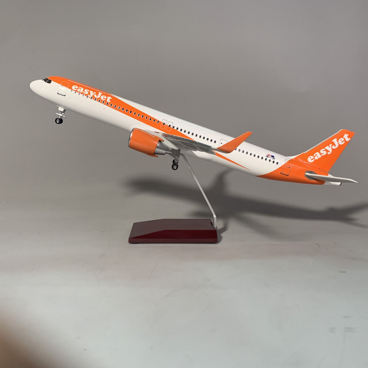 Easyjet Airbus A321Neo 44cm 1/100 Aircraft Scale Model – Aircraft Model ...